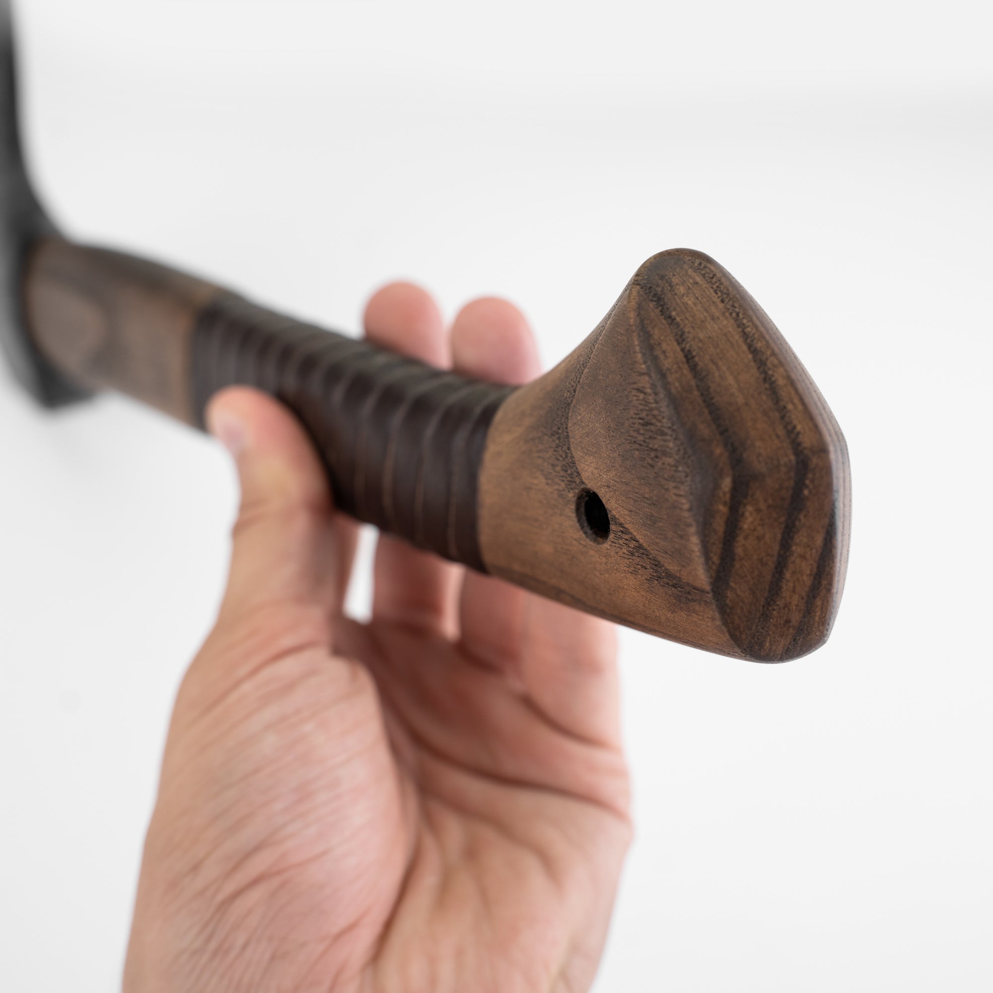 Bushcraft Axe with Short Handle – Fadir.tool