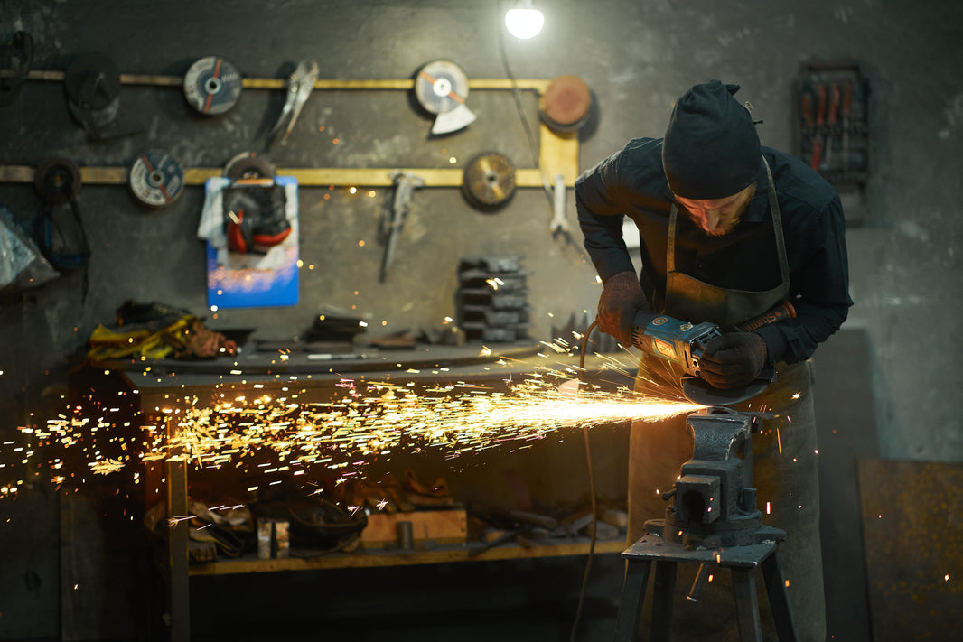 Creating process of handmade tools and axes ᐉ Fadir Tools