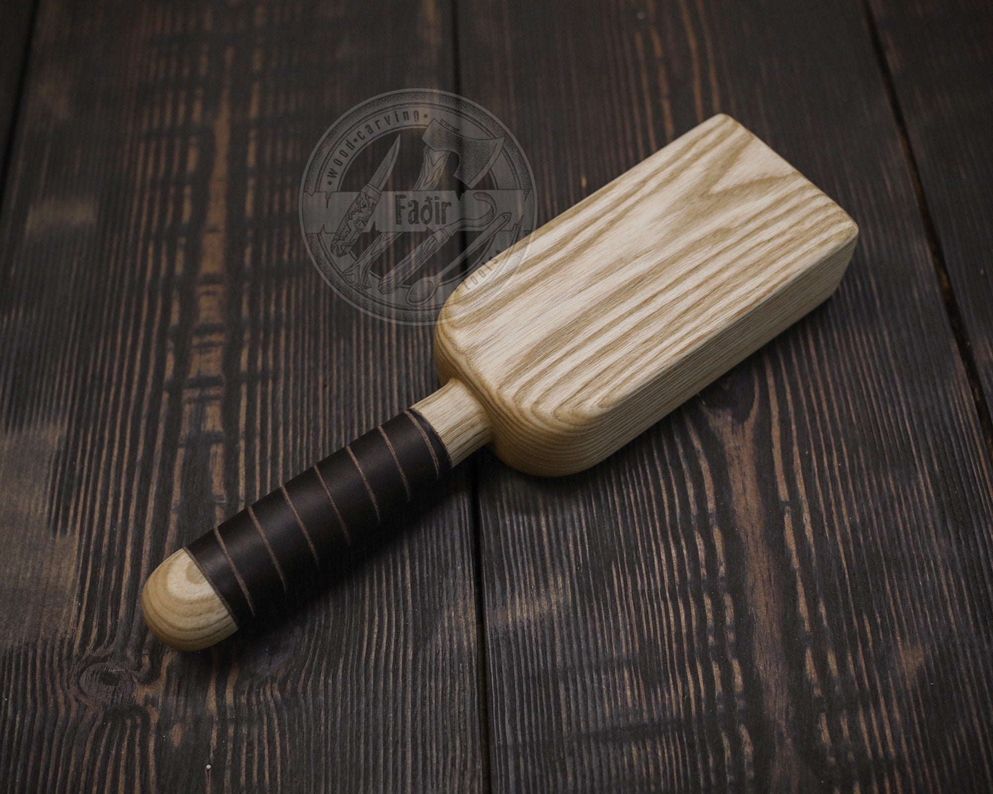 Rectangular wooden mallet. – Fadir.tool