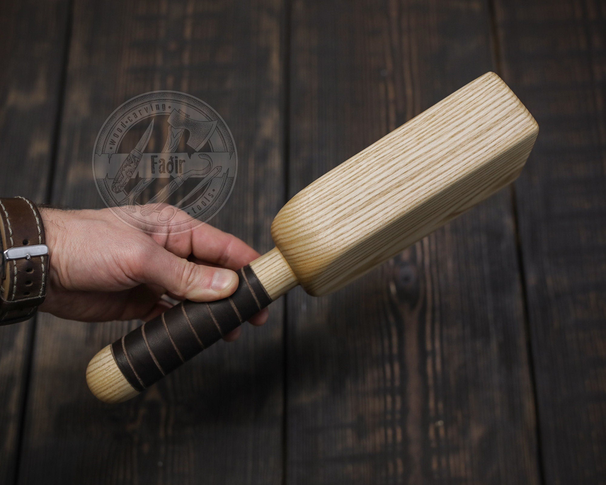 Rectangular wooden mallet. – Fadir.tool